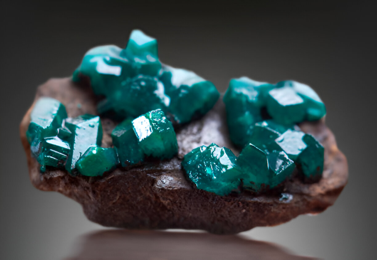 Emerald: The Opulent Legacy of Cleopatra’s Most Loved Gem